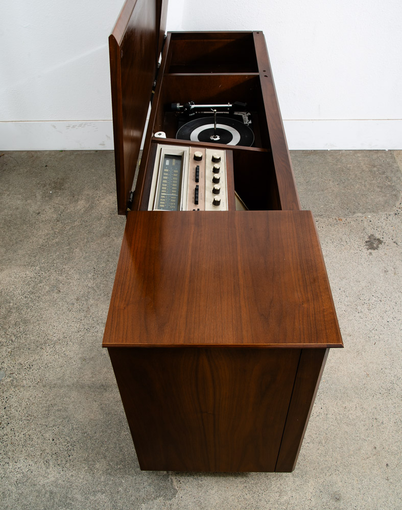 Mid Century Modern Stereo Console Credenza Fisher Statesman Radio ...