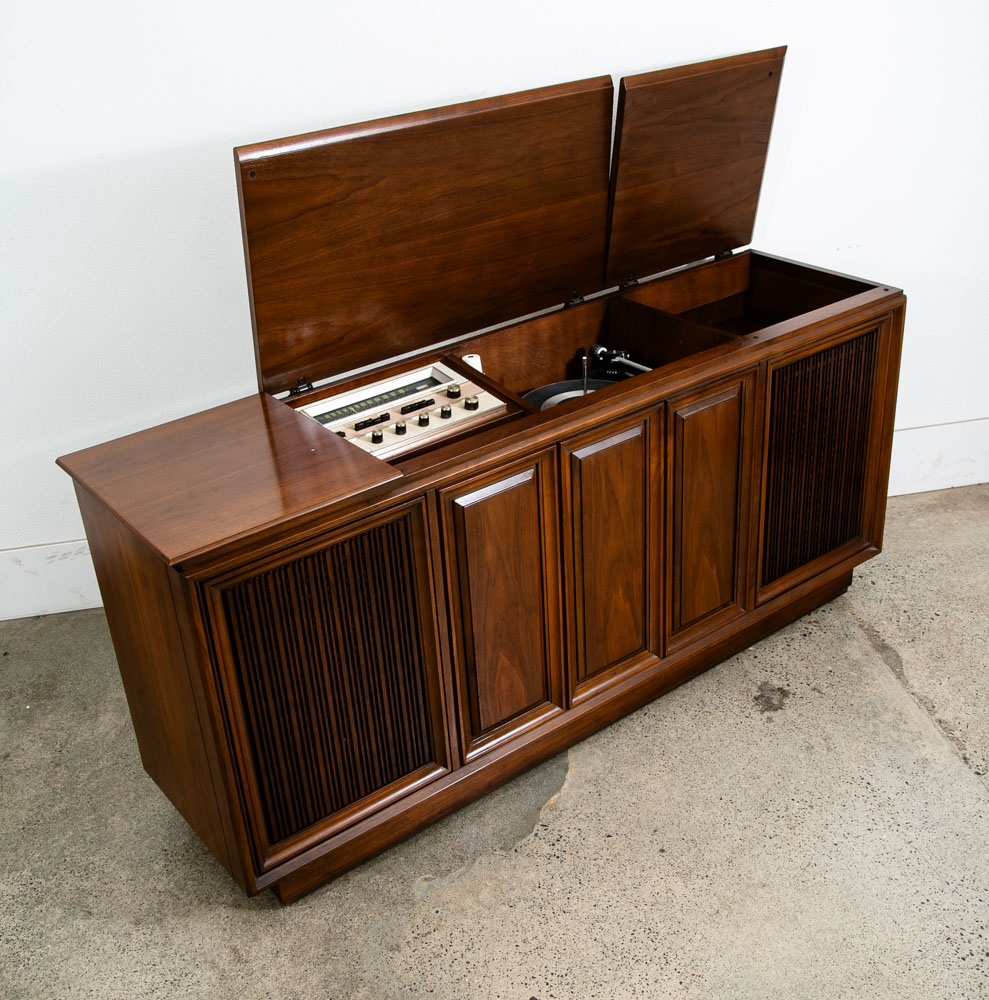 Mid Century Modern Stereo Console Credenza Fisher Statesman Radio ...