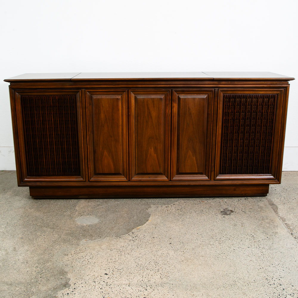 Mid Century Modern Stereo Console Credenza Fisher Statesman Radio ...